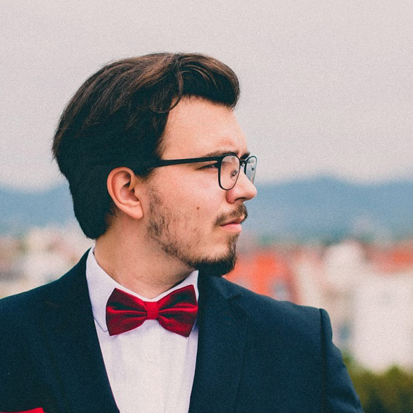 Travis Wright – Weingut Oberhofer